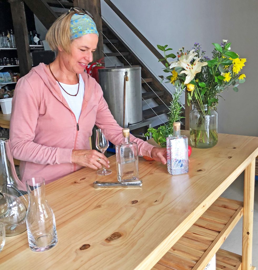 Geheimtipp in Swakopmund: Gin Tasting in der Stillhouse Distillery ...