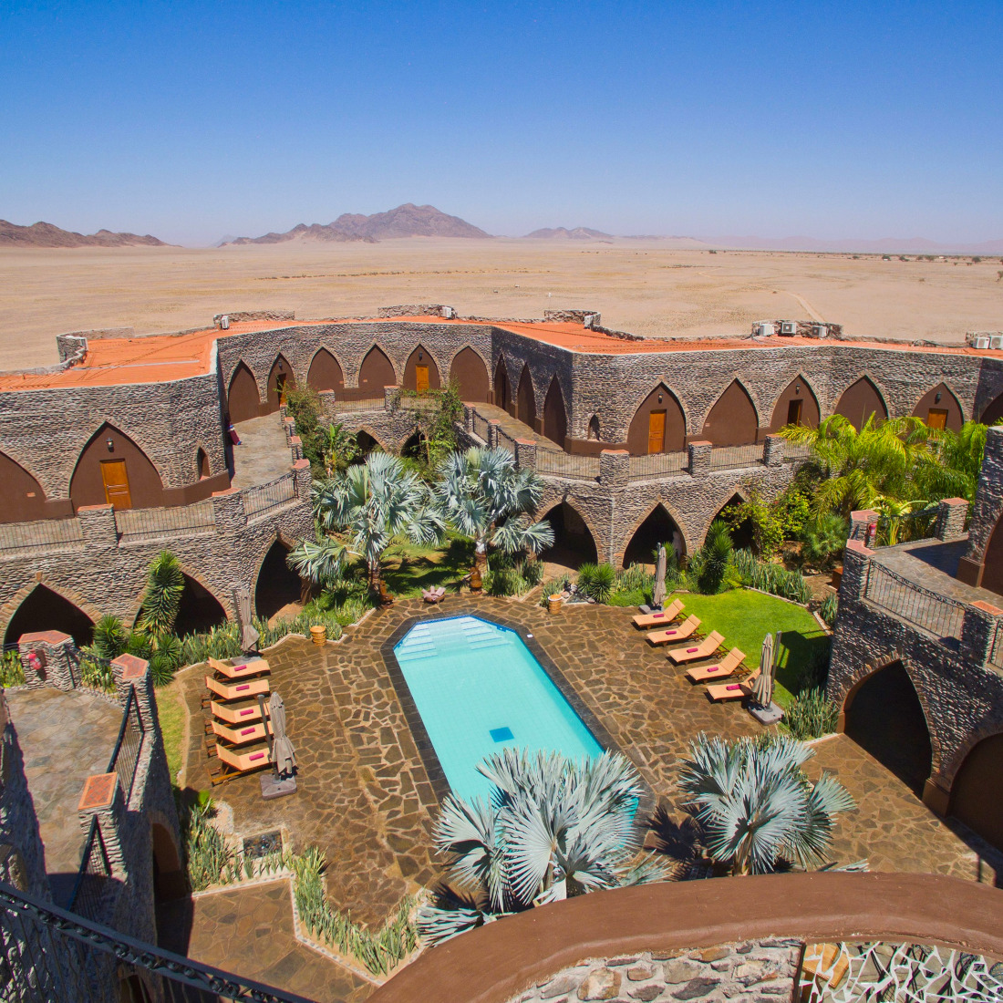 Le Mirage Desert Lodge and Spa Namibia | Iwanowski's Reisen